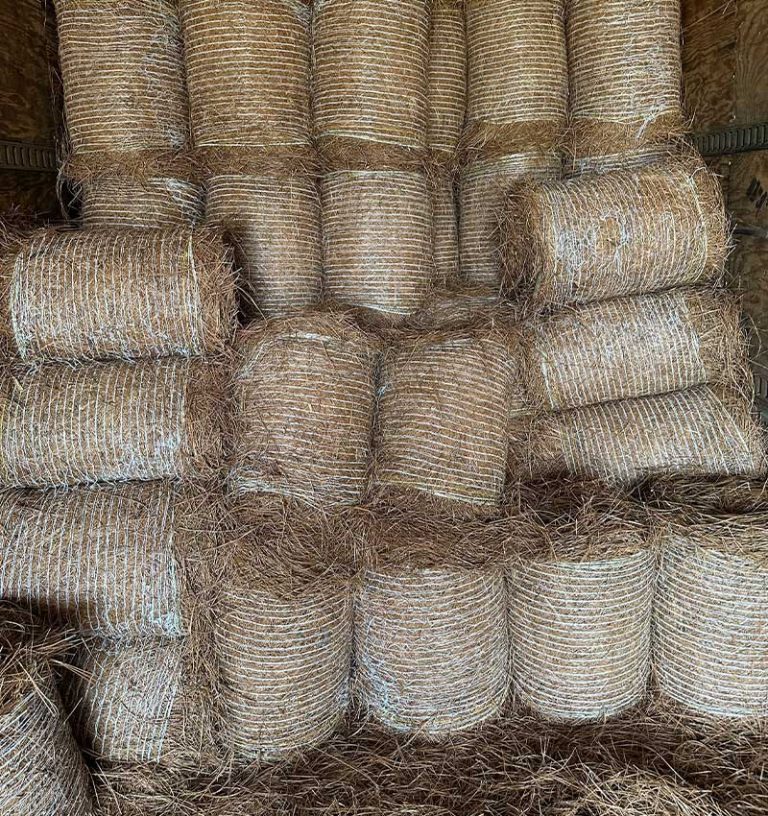 Premium Landscaping Straw Products | Birmingham, AL